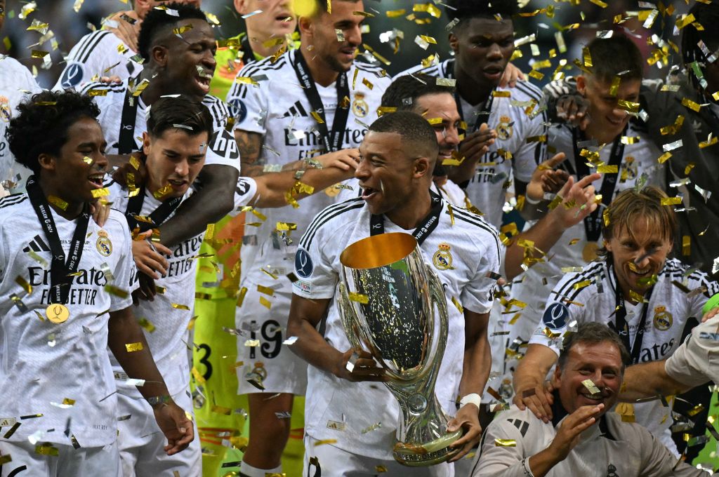 TV4 Noticias Guanajuato | Debut, gol y trofeo para Kylian Mbappé