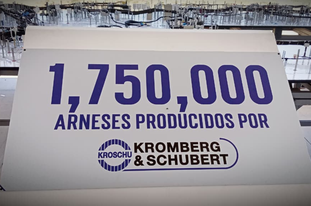 TV4 Noticias Guanajuato | Kromberg & Schubert celebra arnés 1,750,000 ...